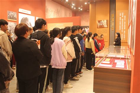 石道 探访红色基地 传承英烈精神学校时讯dfedu