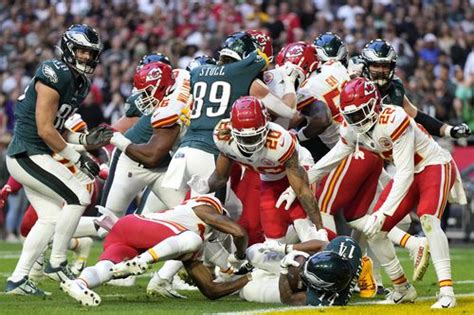 Eagles Jason Kelce Gets Hugs And Love After Super Bowl Loss Is ‘fully