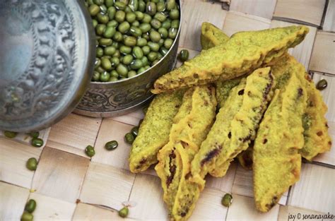 Mung Kevum Aka Mung Bean Sweets Peckish Me