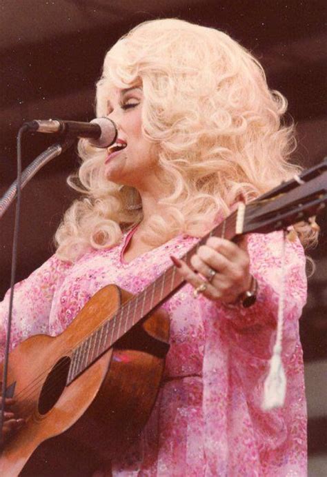 Pin By Qutyy Xrx137 On Dolly Parton