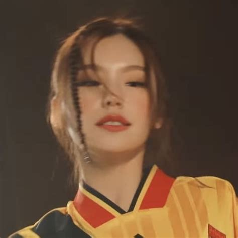 Pin By Lalalalisa On ITZY Itzy Kpop Girls Pretty People