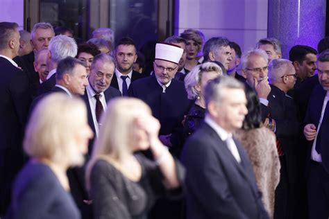 Foto Pogledajte Djelić Atmosfere S Prijema Povodom Dana Državnosti