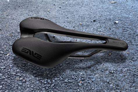 New ENVE Boost SLR Saddles Adapt Proven Selle Italia Tech Bikerumor