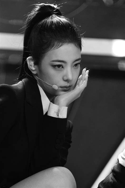 Itzy Lia R Kpopfap