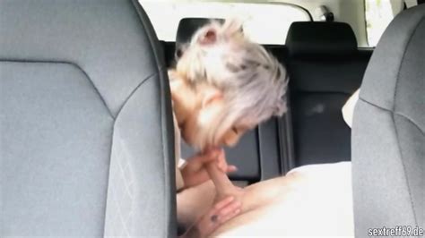 German Sex Treff Geiler Blowjob Im Auto Von Milf Eporner