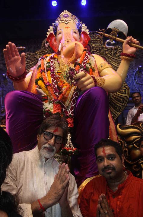 Lalbaugcha Raja 2022 Aarti Timings Best Time To Visit And Other Tips Condé Nast Traveller India