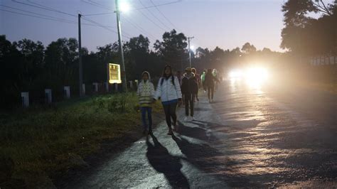 ဟိုပုံးမြို့၌ ဒီဇင်ဘာအားကစားလ လူထုလမ်းလျှောက်ပွဲပြုလုပ် Information And Public Relations