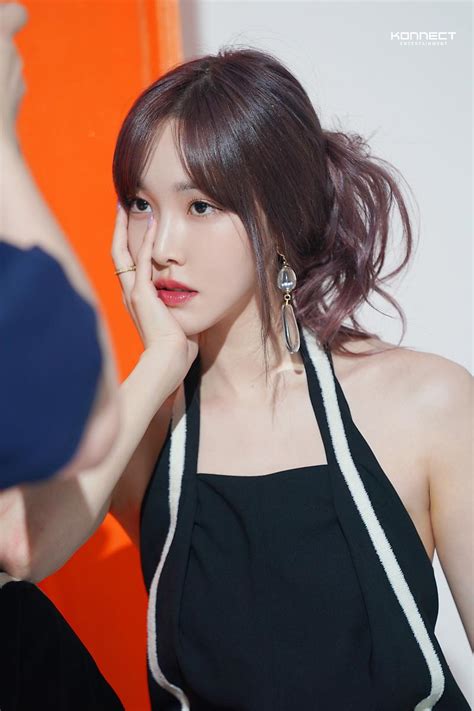 유주 화보맛집 여자 연예인 에펨코리아