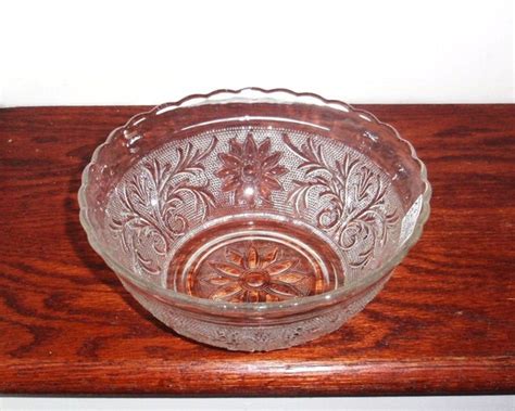 1940s ANCHOR HOCKING SANDWICH Crystal Glass Bowl Scalloped 7