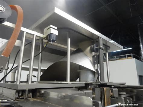 Used Pacmac Model 9500 Vertical Form Fill And Seal Machine Has A Bag