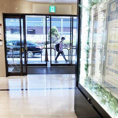 御堂筋線梅田駅から阪急グランドビル阪急32番街空庭ダイニングへの行き方マップと写真でわかりやすく案内 大阪駅ガイド