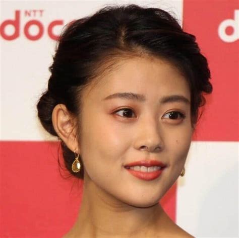 結婚で話題の高畑充希、デコルテ＆肩あらわ黒ドレス姿 ネットうっとり「綺麗すぎて見惚れてます」 J Cast ニュース【全文表示】
