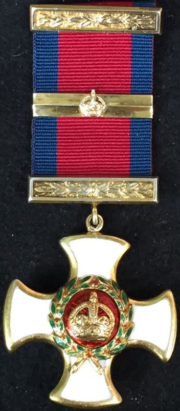 Uk Distinguished Service Order Dso Uniforms Insignia Equipment