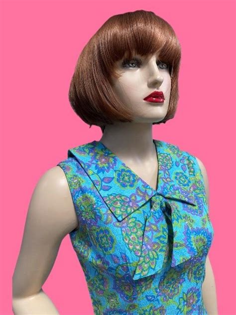 Swinging Sixties Form Fitting Shift Pussy Bow Collar Vintage Shift Etsy