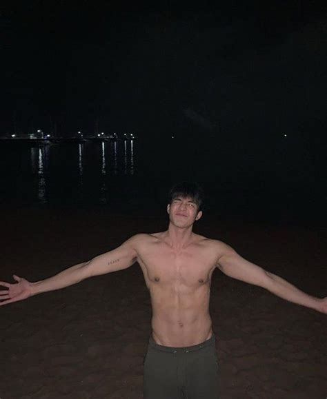 Carms 🐰 On Twitter Sixpack Männlicher Oberkörper Jungs