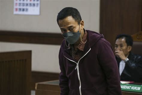 FOTO Eks GM UBPPLM PT Antam Dody Martimbang Didakwa Melakukan Korupsi