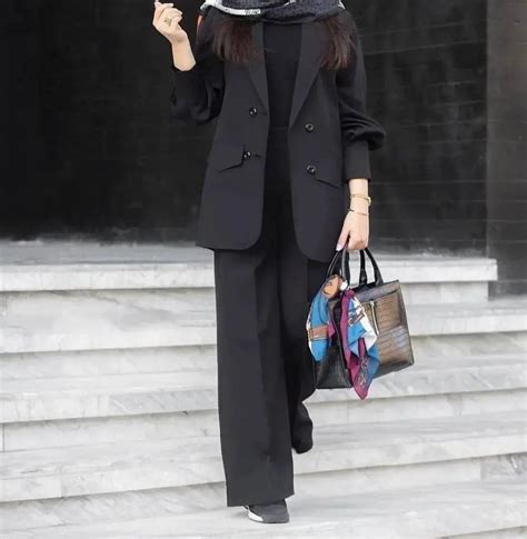 کت شلوار 1403 کت شلوار دخترانه و زنانه 1403 کت شلوار مجلسی 1403 شیک