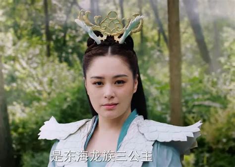 《画皮：情灭》阿娇新片露腿又露胸疯狂擦边！艳照门让她废了？百科ta说
