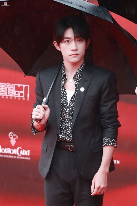 Ghim của Ary trên 易烊千玺 Yi Yang Qian Xi