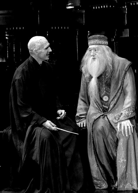 Ralph Fiennes And Richard Harris ~ Lord Voldemort And Dumbledor ~~~ Ralph