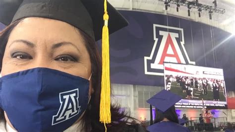 Jessica Retis La Peruana Y Primera Latina Que Dirige Una Escuela De