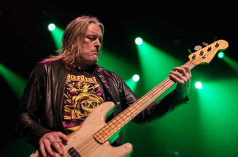 Ace Frehley Kiss Kitaristi Menehtyy 74 Vuotiaana Gamereactor