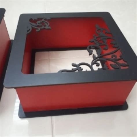 کمدا قیمت و خرید شلف دیواری سه عددی رنگ قرمز با لبه های مشکی سایز در