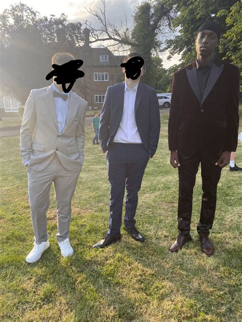 How Tall Do You Think I Am Raverage