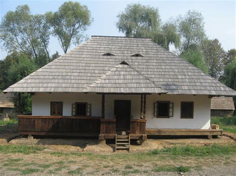 Reconstituirea Caselor Vechi CosmiBor Construct