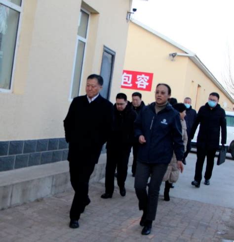 松山区委书记姜丛莅临利禾农业考察指导工作 内蒙古利禾农业科技发展有限公司