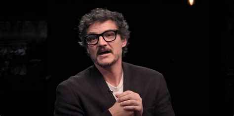 Pedro Pascal Glasses The Fashionable Frames Of Pedro Pascal