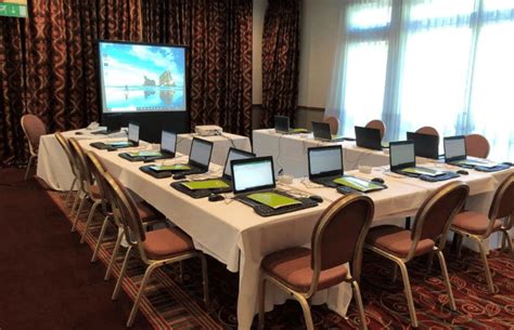 Designing And Implementing Cloud Native Applications Using Microsoft Azure Cosmos Db Dp 420