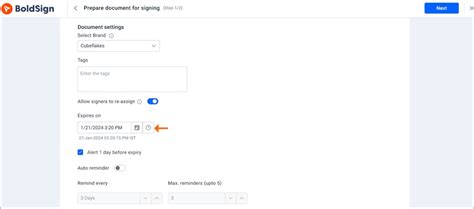 how to expire the document on a specific date and time