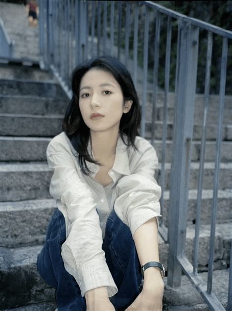 一问一答 秦霄贤黄磊何炅爱说黄段子的学霸小生赵露思周冬雨周雨彤 营销 团队 后遗症