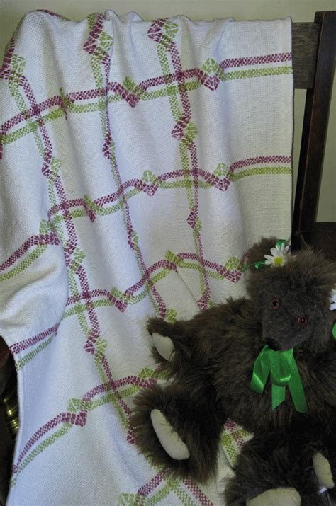Celtic Knot Lap Blanket Click Image To Close Swedish Weaving