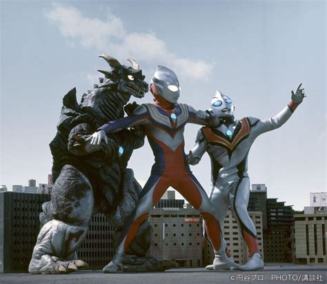7月5日 悪意ある巨人が出現！ ウルトラマンティガがイーヴィルティガと激突！ ｜講談社 Ultraman