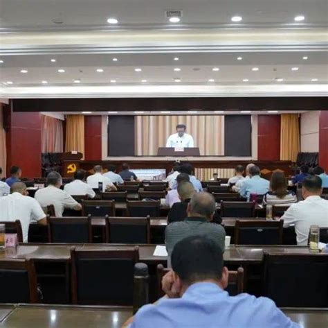 黄州区组织收听收看全省抗旱工作电视电话会生产旱情减灾
