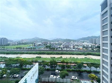 專任情定水蓮10~大兩房雙車位台中情定水蓮十期台中591售屋網