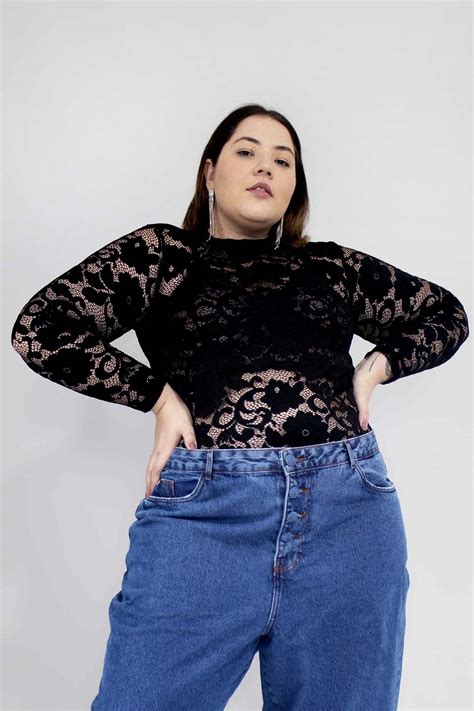 Blusa Manga Longa Plus Size Gola Alta De Renda Modaliss