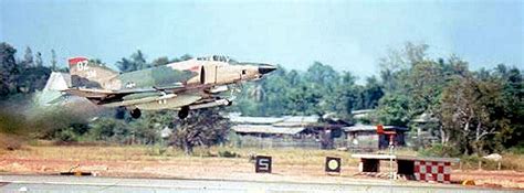 The Rf 4c Last Manned Usaf Tactical Reconnaissance Aircraft By Col