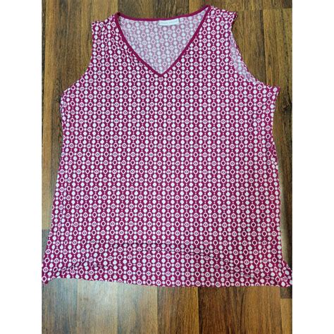 2 Susan Graver Xl Tank Tops Susan Graver Tank Tops Depop