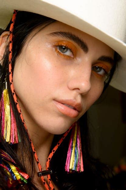 How To Look Like An Italian Girl In 6 Steps