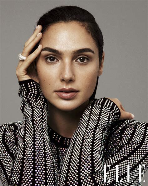 Gal Gadot Hot Celebs Home