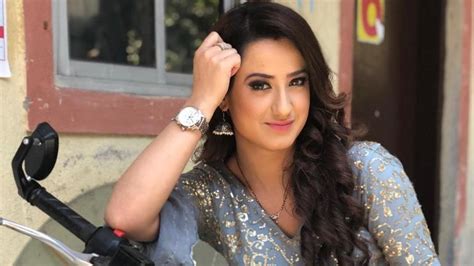 Aalisha Panwar Quits Ishq Mein Marjawan Television News