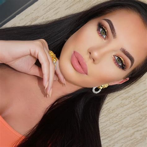 Laura Badura On Instagram “todays Motd Using Anastasiabeverlyhills