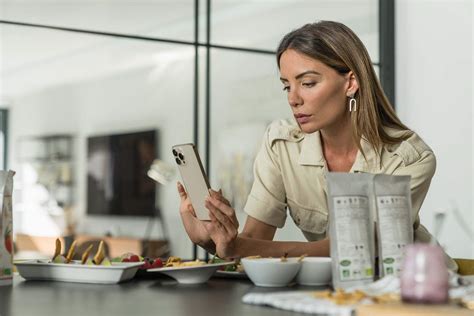 María Hervás estrena Machos alfa Lanaja Factory