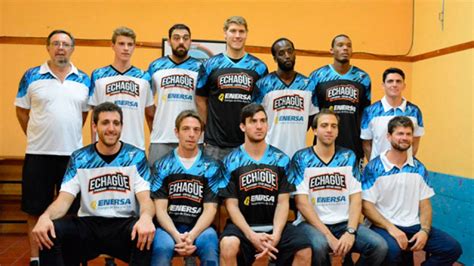 Liga Nacional Echagüe presentó su plantel y la nueva indumentaria
