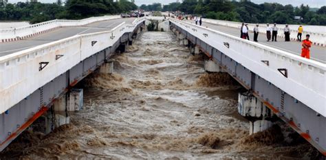 Myanmar Dam Breach Floods 85 Villages Drives Thousands From Homes