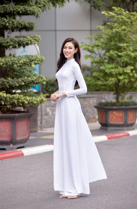 Hình ảnh Nữ Sinh Mặc áo Dài Trắng Đẹp Và Tươi Trẻ