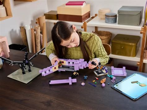 Конструктор LEGO Minecraft 21264 Эндер-дракон и корабль Эндера купить в ...